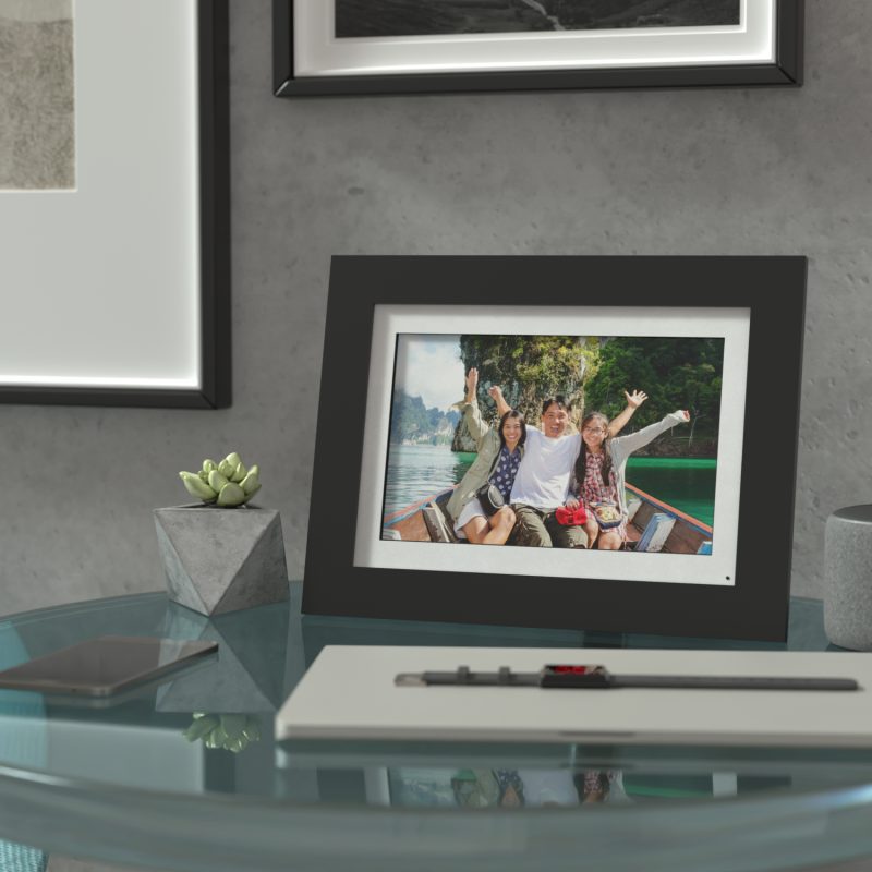 PhotoShare Digital Picture Frames | Simply Smart Home